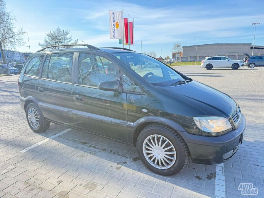 Opel Zafira 2002 in Silute, with an engine capacity of 2.00 L and mileage of 300 thousand km for 899 €, photo 4 on AUTOMOTO.COM.LV