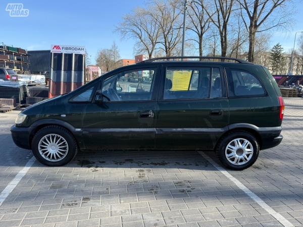 Opel Zafira 2002 in Silute, with an engine capacity of 2.00 L and mileage of 300 thousand km for 899 €, photo 4 on AUTOMOTO.COM.LV