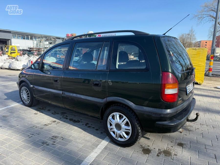 Opel Zafira 2002 in Silute, with an engine capacity of 2.00 L and mileage of 300 thousand km for 899 €, photo 6 on AUTOMOTO.COM.LV