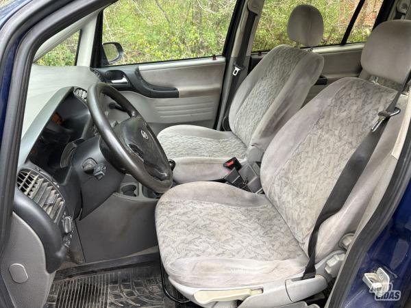 Opel Zafira 2002 Viļņa, ar dzinēja tilpumu 2.00 L un nobraukumu 259 tūkst. km par 580 €, foto 8 vietnē AUTOMOTO.COM.LV