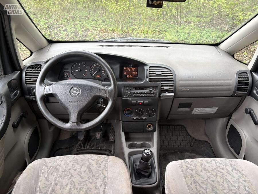 Opel Zafira 2002 Viļņa, ar dzinēja tilpumu 2.00 L un nobraukumu 259 tūkst. km par 580 €, foto 14 vietnē AUTOMOTO.COM.LV