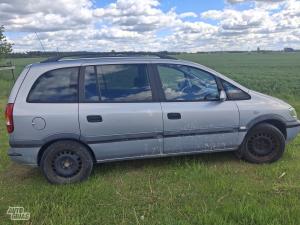 Opel Zafira 2002 Panevēža, ar dzinēja tilpumu 1.60 L un nobraukumu 251 tūkst. km par 600 €, foto 4 vietnē AUTOMOTO.COM.LV