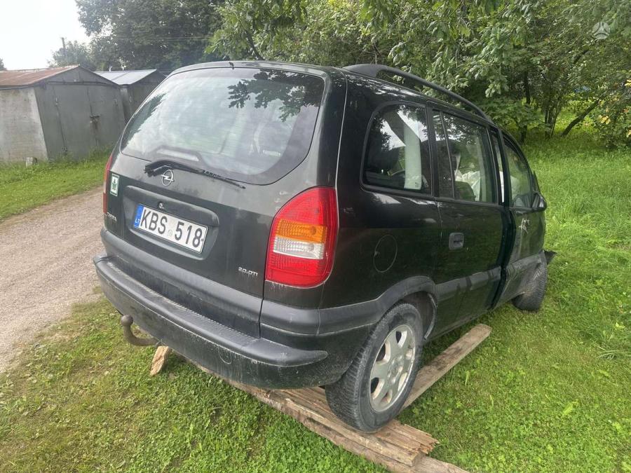 Opel Zafira 2002 Šauļi, ar dzinēja tilpumu 2.00 L un nobraukumu 230 tūkst. km par 350 €, foto 3 vietnē AUTOMOTO.COM.LV
