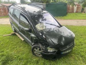 Opel Zafira 2002 Šauļi, ar dzinēja tilpumu 2.00 L un nobraukumu 230 tūkst. km par 350 €, foto 5 vietnē AUTOMOTO.COM.LV