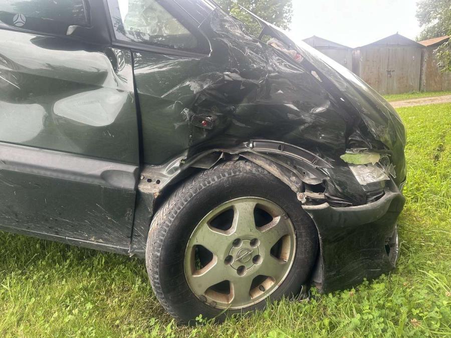 Opel Zafira 2002 Šauļi, ar dzinēja tilpumu 2.00 L un nobraukumu 230 tūkst. km par 350 €, foto 7 vietnē AUTOMOTO.COM.LV