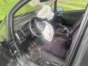 Opel Zafira 2002 Šauļi, ar dzinēja tilpumu 2.00 L un nobraukumu 230 tūkst. km par 350 €, foto 11 vietnē AUTOMOTO.COM.LV