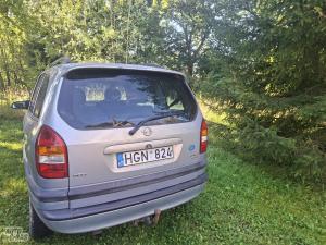Opel Zafira 2002 in Telschi, with an engine capacity of 2.00 L and mileage of 278 thousand km for 1400 €, photo 4 on AUTOMOTO.COM.LV
