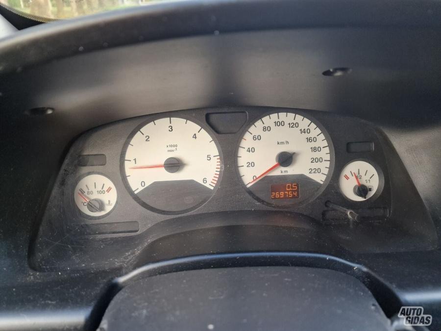Opel Zafira 2002 in Ukmerge, with an engine capacity of 2.00 L and mileage of 270 thousand km for 350 €, photo 8 on AUTOMOTO.COM.LV
