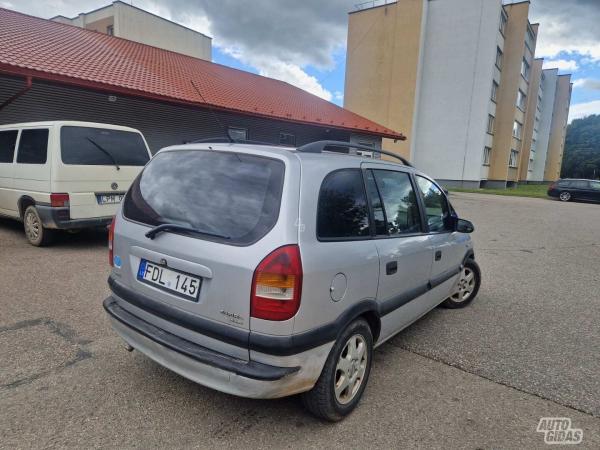 Opel Zafira 2002 Ignalina, ar dzinēja tilpumu 2.20 L un nobraukumu 211 tūkst. km par 1150 €, foto 4 vietnē AUTOMOTO.COM.LV