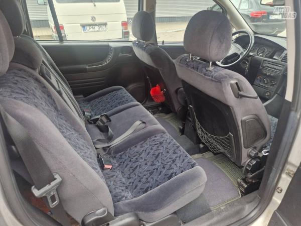 Opel Zafira 2002 Ignalina, ar dzinēja tilpumu 2.20 L un nobraukumu 211 tūkst. km par 1150 €, foto 9 vietnē AUTOMOTO.COM.LV