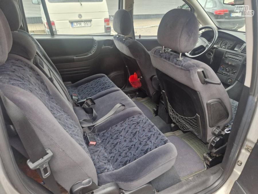 Opel Zafira 2002 Ignalina, ar dzinēja tilpumu 2.20 L un nobraukumu 211 tūkst. km par 1150 €, foto 9 vietnē AUTOMOTO.COM.LV