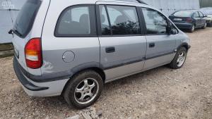 Opel Zafira 2002 Marijampole, ar dzinēja tilpumu 2.00 L un nobraukumu 377 tūkst. km par 400 €, foto 7 vietnē AUTOMOTO.COM.LV