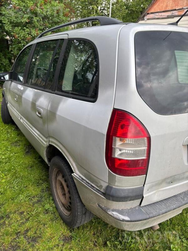 Opel Zafira 2003 Jūrmala, ar dzinēja tilpumu 2.20 L un nobraukumu 384 tūkst. km par 640 €, foto 3 vietnē AUTOMOTO.COM.LV