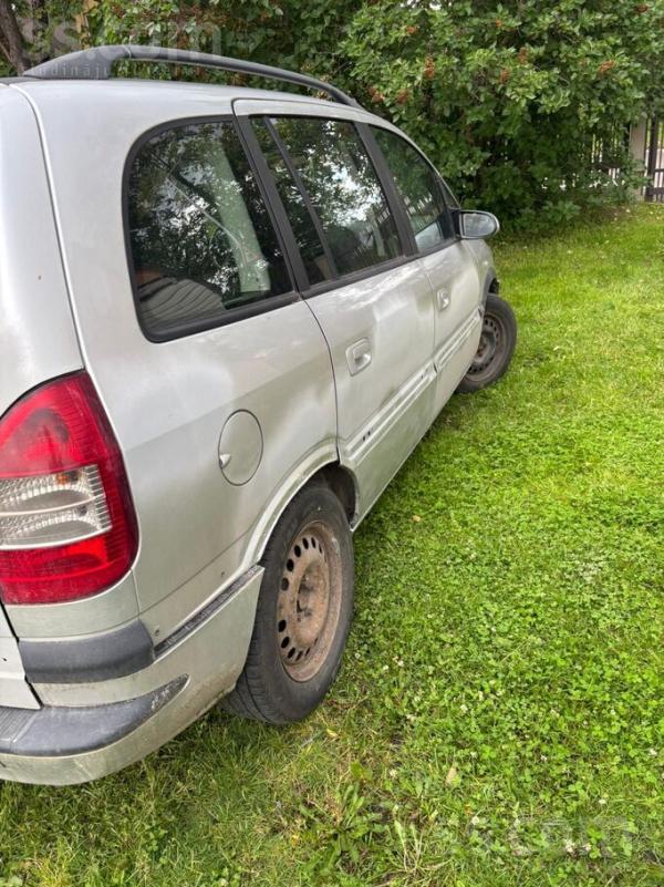 Opel Zafira 2003 Jūrmala, ar dzinēja tilpumu 2.20 L un nobraukumu 384 tūkst. km par 640 €, foto 5 vietnē AUTOMOTO.COM.LV