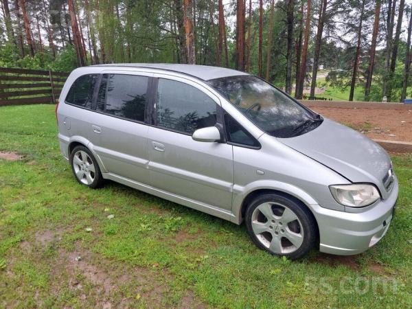 Opel Zafira 2003 in Gulbene, with an engine capacity of 2.00 L and mileage of 361 thousand km for 1200 €, photo 2 on AUTOMOTO.COM.LV