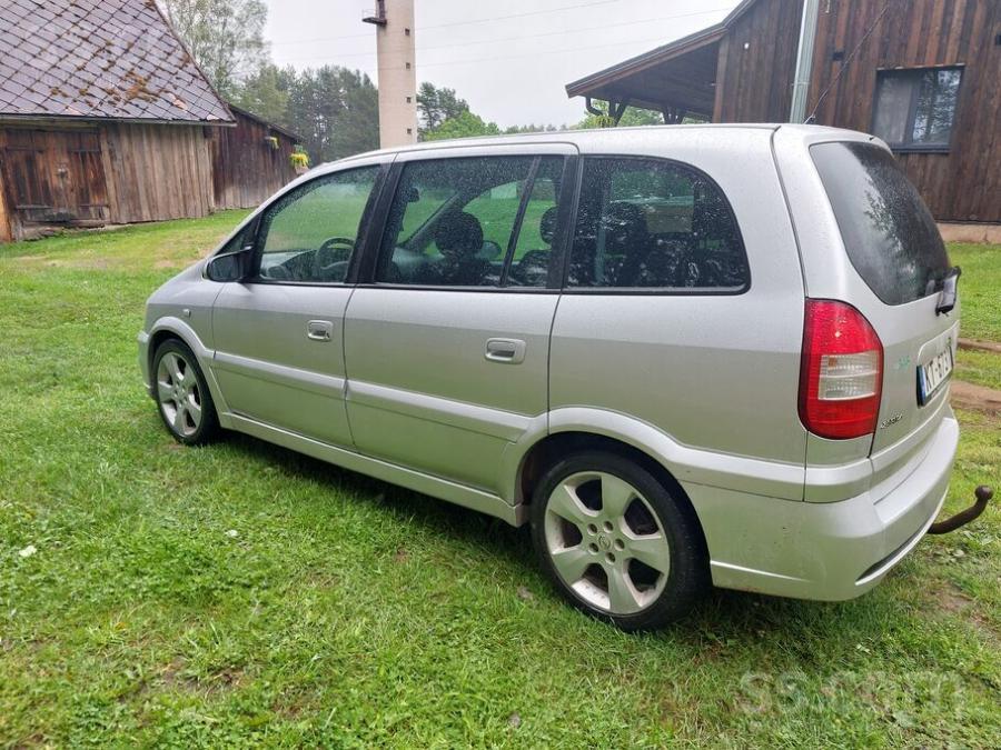 Opel Zafira 2003 in Gulbene, with an engine capacity of 2.00 L and mileage of 361 thousand km for 1200 €, photo 4 on AUTOMOTO.COM.LV