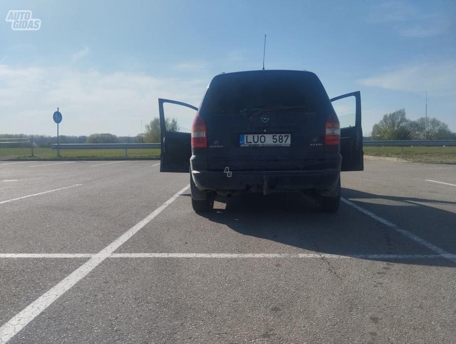 Opel Zafira 2003 Alīta, ar dzinēja tilpumu 2.00 L un nobraukumu 326 tūkst. km par 700 €, foto 4 vietnē AUTOMOTO.COM.LV