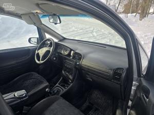 Opel Zafira 2003 Telšiai, ar dzinēja tilpumu 2.00 L un nobraukumu 123 tūkst. km par 1000 €, foto 7 vietnē AUTOMOTO.COM.LV
