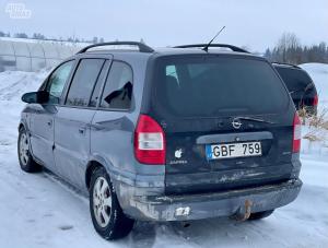 Opel Zafira 2003 in Raseiniai, with an engine capacity of 2.00 L and mileage of 300 thousand km for 399 €, photo 3 on AUTOMOTO.COM.LV
