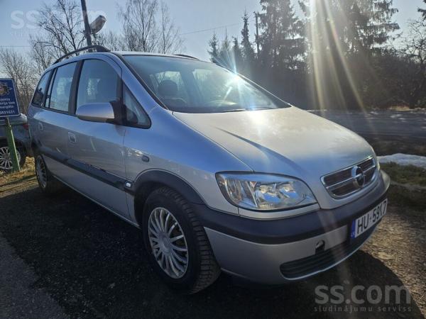 Opel Zafira 2003 in Valmiera, with an engine capacity of 2.00 L and mileage of 290 thousand km for 1090 €, photo 1 on AUTOMOTO.COM.LV