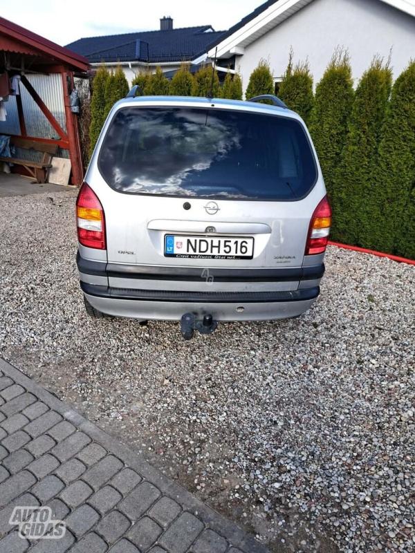 Opel Zafira 2003 in Gargzdai, with an engine capacity of 2.20 L and mileage of 308 thousand km for 788 €, photo 5 on AUTOMOTO.COM.LV