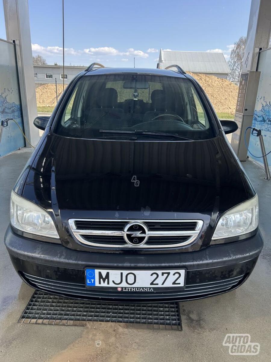 Opel Zafira 2003 in Prienai, with an engine capacity of 2.00 L and mileage of 338 thousand km for 990 €, photo 4 on AUTOMOTO.COM.LV