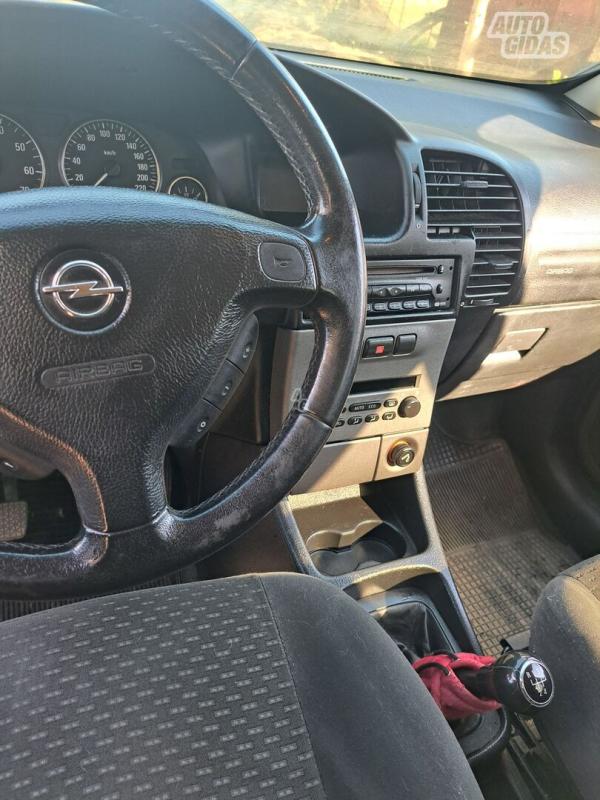 Opel Zafira 2003 Radviliškis, ar dzinēja tilpumu 1.80 L un nobraukumu 249 tūkst. km par 950 €, foto 7 vietnē AUTOMOTO.COM.LV