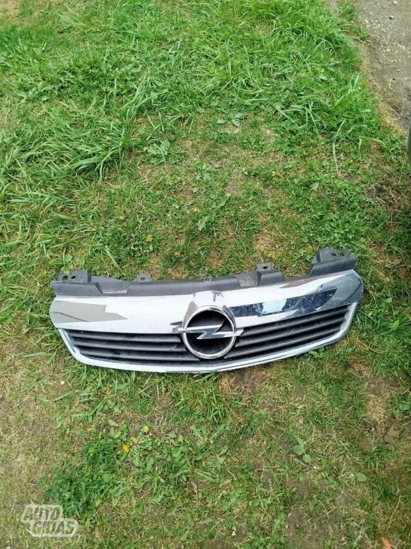 Opel Zafira 2003 Viļņa, ar dzinēja tilpumu 1.60 L un nobraukumu 308 tūkst. km par 650 €, foto 9 vietnē AUTOMOTO.COM.LV