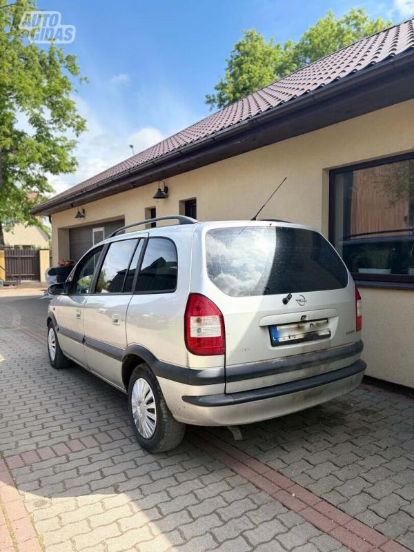 Opel Zafira 2003 in Vilnius, with an engine capacity of 2.00 L and mileage of 328 thousand km for 950 €, photo 4 on AUTOMOTO.COM.LV