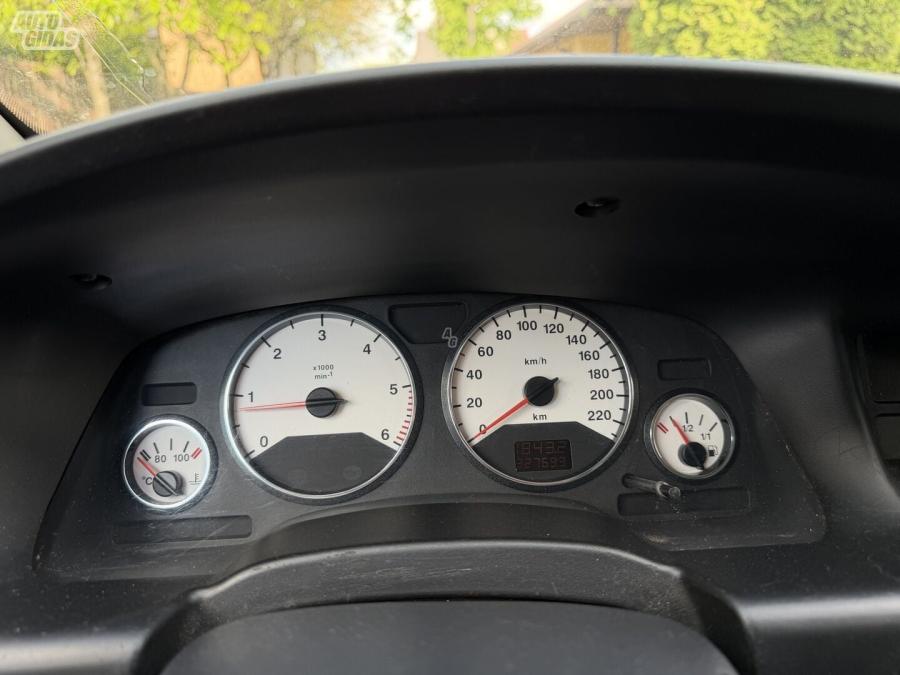 Opel Zafira 2003 in Vilnius, with an engine capacity of 2.00 L and mileage of 328 thousand km for 950 €, photo 11 on AUTOMOTO.COM.LV