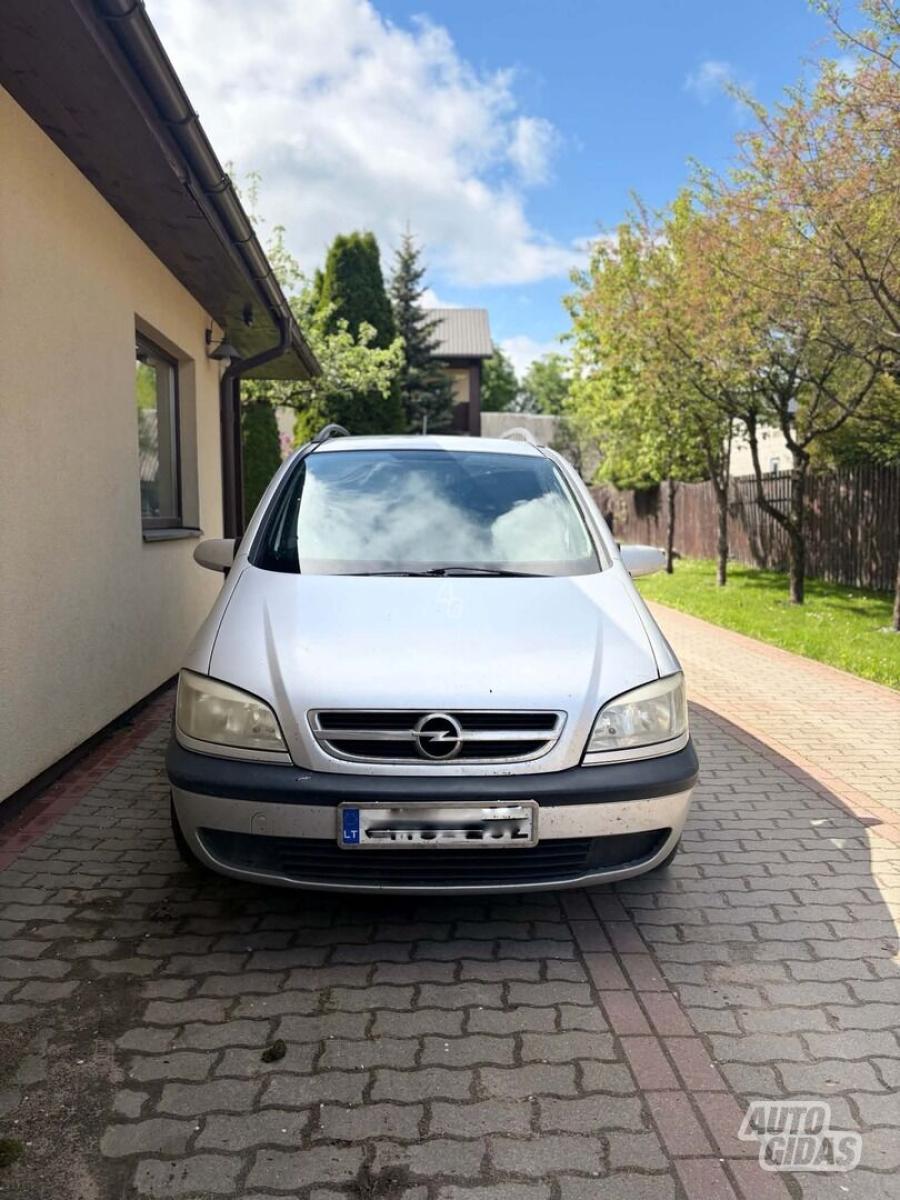 Opel Zafira 2003 in Vilnius, with an engine capacity of 2.00 L and mileage of 328 thousand km for 850 €, photo 3 on AUTOMOTO.COM.LV