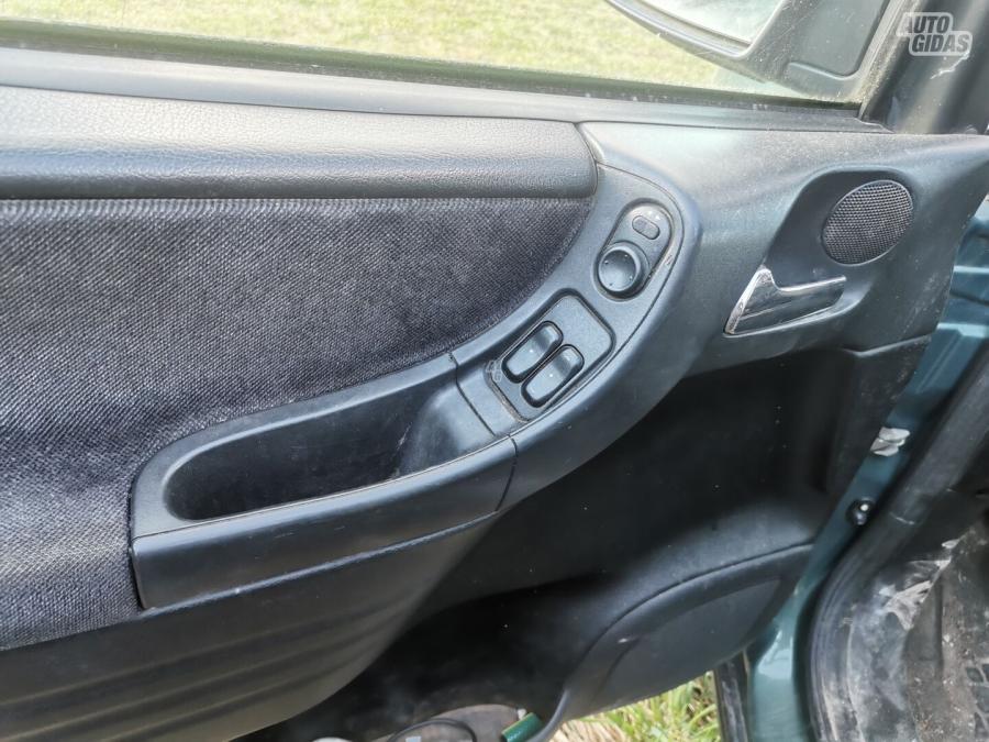 Opel Zafira 2003 in Ignalina, with an engine capacity of 1.90 L and mileage of 25 thousand km for 299 €, photo 17 on AUTOMOTO.COM.LV