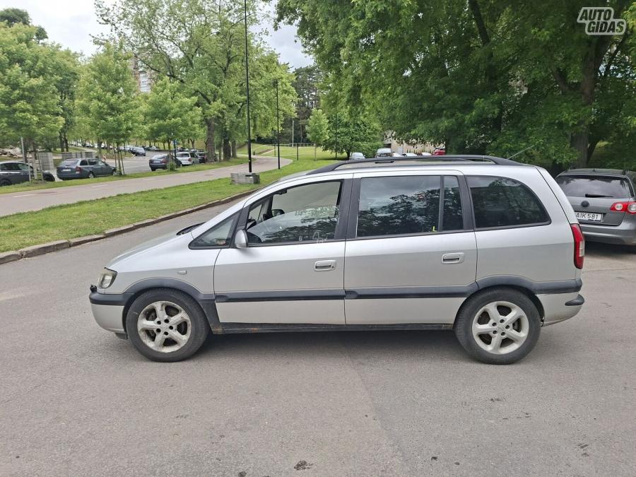 Opel Zafira 2003 Viļņa, ar dzinēja tilpumu 2.20 L un nobraukumu 298 tūkst. km par 699 €, foto 4 vietnē AUTOMOTO.COM.LV