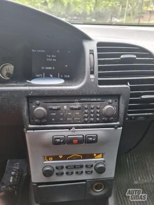 Opel Zafira 2003 Viļņa, ar dzinēja tilpumu 2.20 L un nobraukumu 298 tūkst. km par 699 €, foto 5 vietnē AUTOMOTO.COM.LV