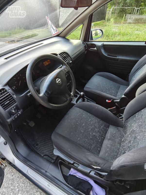 Opel Zafira 2003 in Alytus, with an engine capacity of 2.00 L and mileage of 270 thousand km for 850 €, photo 7 on AUTOMOTO.COM.LV