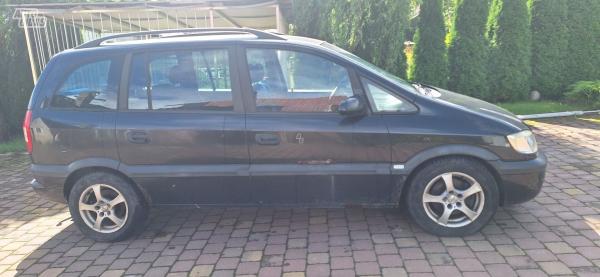 Opel Zafira 2003 Viļņa, ar dzinēja tilpumu 2.20 L un nobraukumu 330 tūkst. km par 750 €, foto 3 vietnē AUTOMOTO.COM.LV