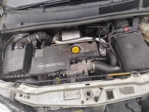 Opel Zafira 2003 in Panevezys, with an engine capacity of 2.00 L and mileage of 250 thousand km for 999 €, photo 8 on AUTOMOTO.COM.LV