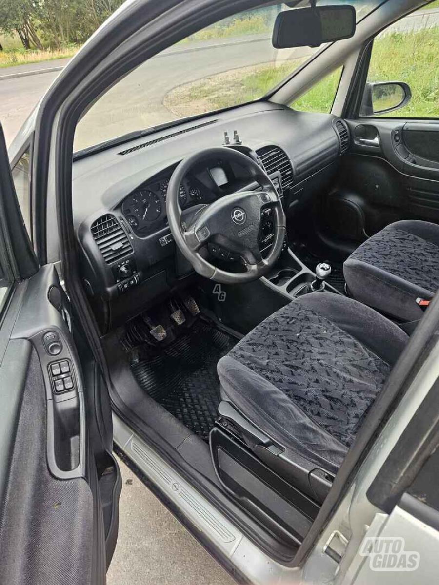 Opel Zafira 2003 in Vievis, with an engine capacity of 2.20 L and mileage of 350 thousand km for 1000 €, photo 9 on AUTOMOTO.COM.LV