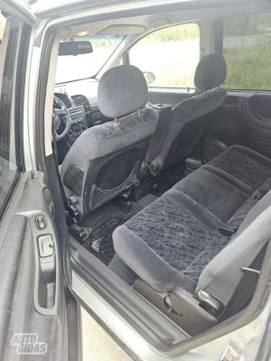 Opel Zafira 2003 in Vievis, with an engine capacity of 2.20 L and mileage of 350 thousand km for 1000 €, photo 11 on AUTOMOTO.COM.LV