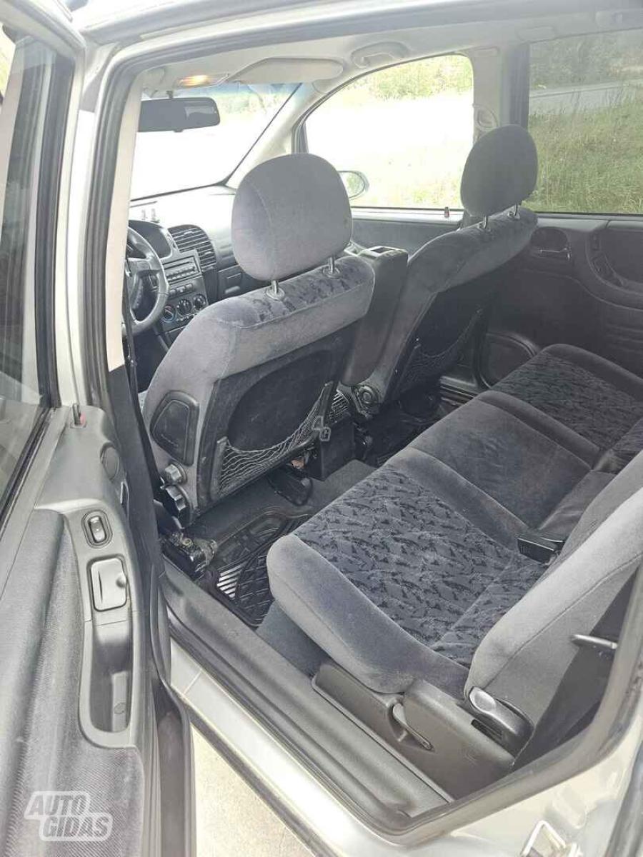 Opel Zafira 2003 in Vievis, with an engine capacity of 2.20 L and mileage of 350 thousand km for 1000 €, photo 11 on AUTOMOTO.COM.LV