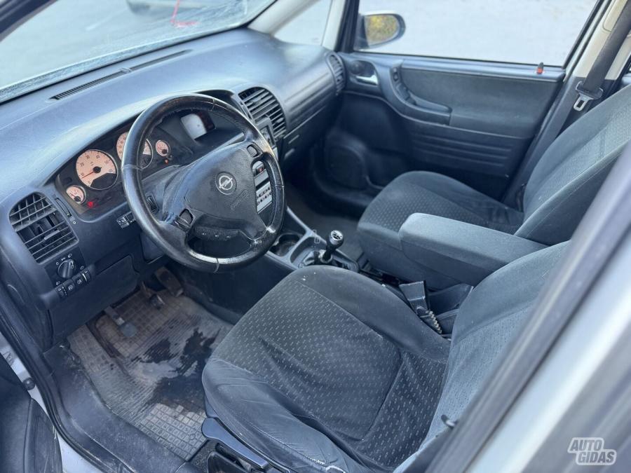 Opel Zafira 2003 in Klaipeda, with an engine capacity of 2.20 L and mileage of 282 thousand km for 660 €, photo 8 on AUTOMOTO.COM.LV