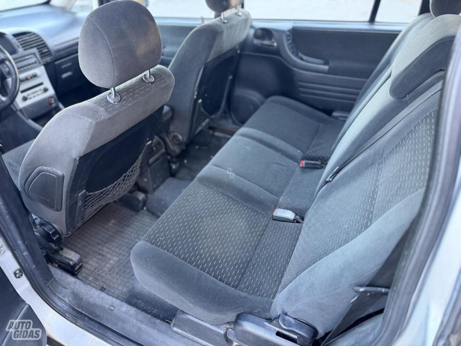 Opel Zafira 2003 in Klaipeda, with an engine capacity of 2.20 L and mileage of 282 thousand km for 660 €, photo 10 on AUTOMOTO.COM.LV