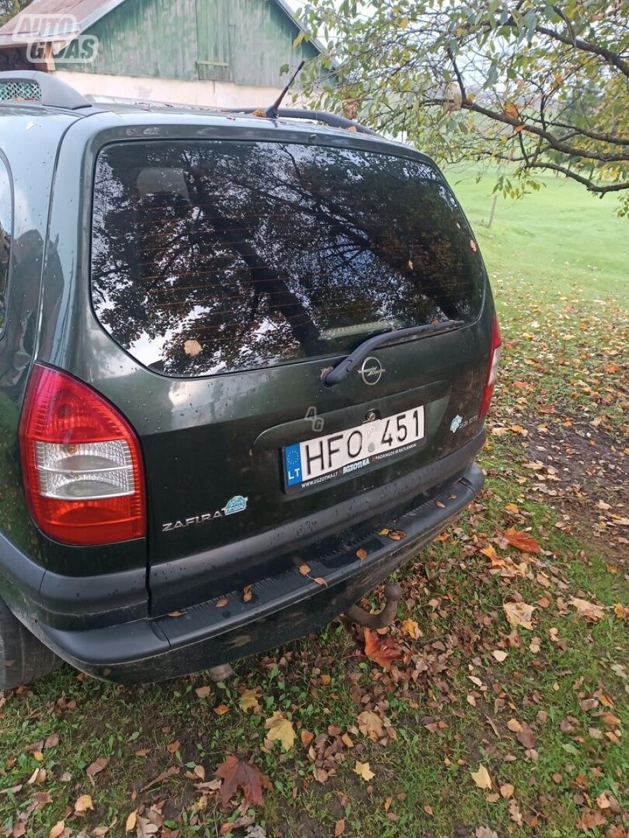 Opel Zafira 2003 in Utena, with an engine capacity of 2.20 L and mileage of 260 thousand km for 850 €, photo 5 on AUTOMOTO.COM.LV