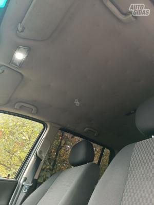 Opel Zafira 2003 in Utena, with an engine capacity of 2.20 L and mileage of 260 thousand km for 850 €, photo 6 on AUTOMOTO.COM.LV