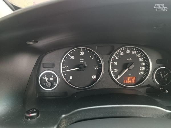 Opel Zafira 2003 in Utena, with an engine capacity of 2.20 L and mileage of 260 thousand km for 850 €, photo 9 on AUTOMOTO.COM.LV