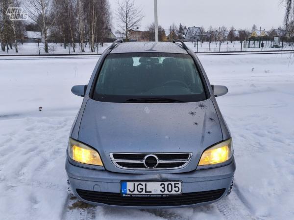 Opel Zafira 2004 in Vilnius, with an engine capacity of 2.00 L and mileage of 242 thousand km for 750 €, photo 3 on AUTOMOTO.COM.LV