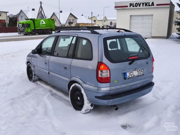 Opel Zafira 2004 in Vilnius, with an engine capacity of 2.00 L and mileage of 242 thousand km for 750 €, photo 4 on AUTOMOTO.COM.LV