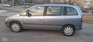Opel Zafira 2004 in Vilnius, with an engine capacity of 2.20 L and mileage of 320 thousand km for 620 €, photo 5 on AUTOMOTO.COM.LV