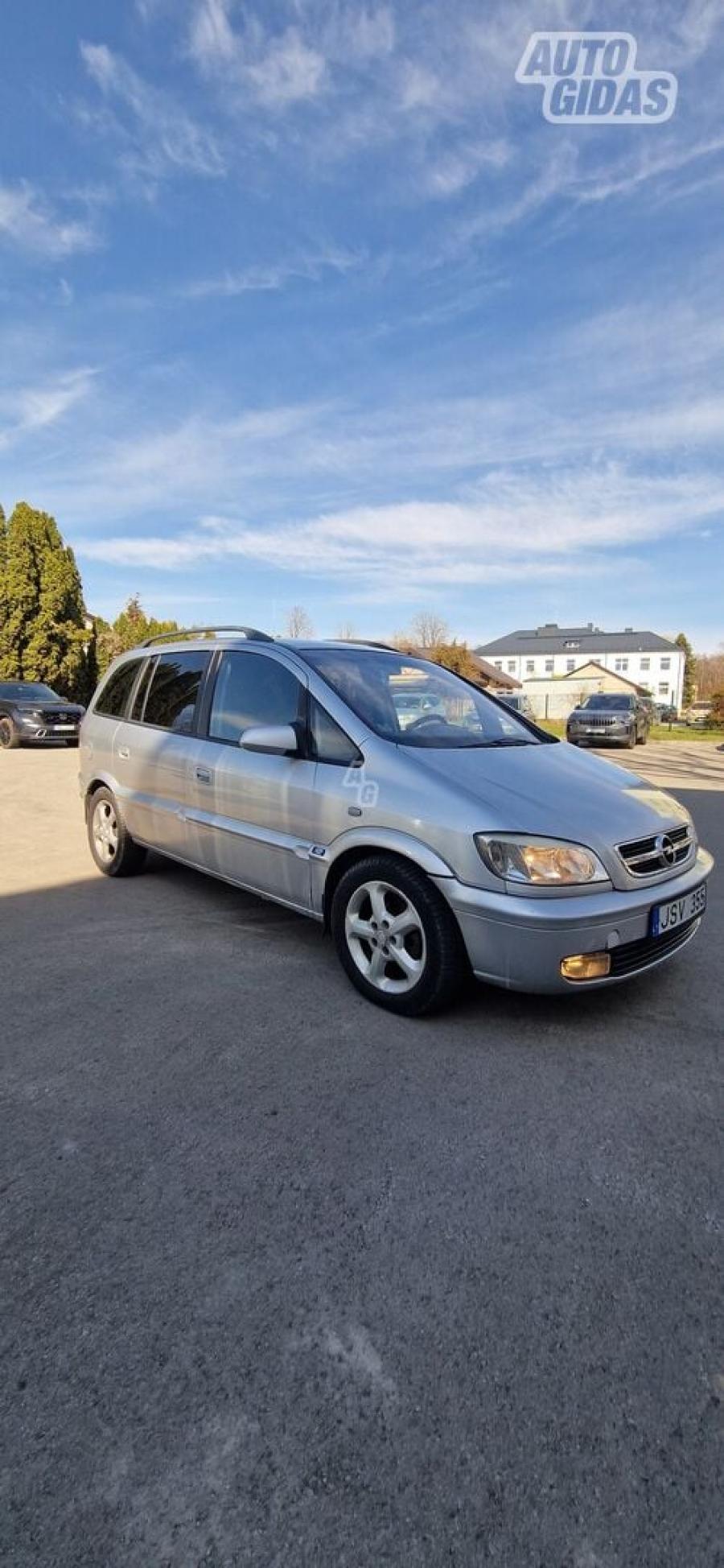 Opel Zafira 2004 in Mazeikiai, with an engine capacity of 2.20 L and mileage of 269 thousand km for 950 €, photo 4 on AUTOMOTO.COM.LV