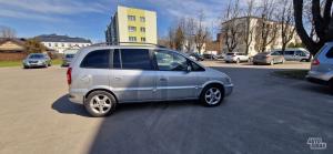 Opel Zafira 2004 in Mazeikiai, with an engine capacity of 2.20 L and mileage of 269 thousand km for 950 €, photo 5 on AUTOMOTO.COM.LV